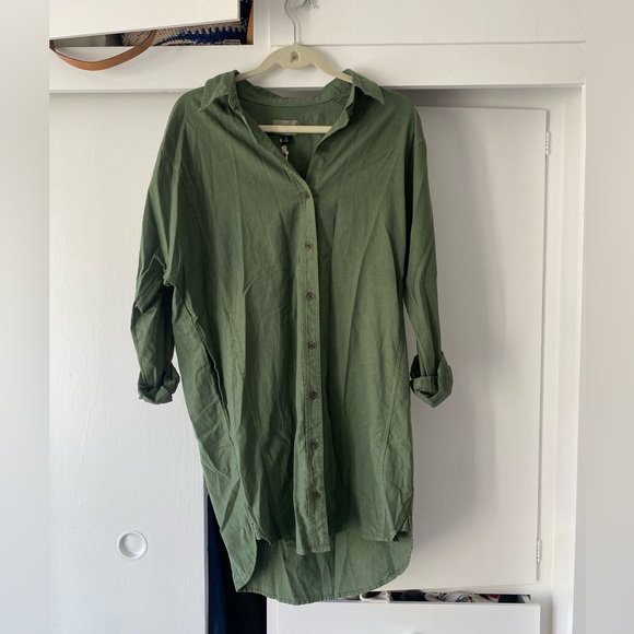 Universal Thread | Dresses | Universal Thread Green Midi Dress With ...